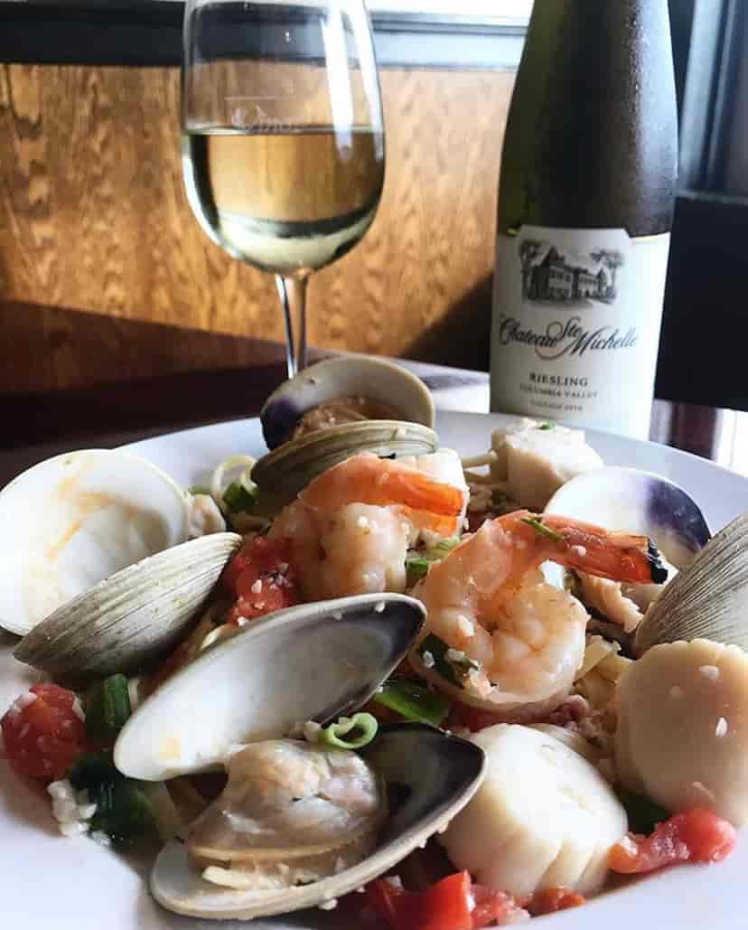 Lunch menu - Bailey's Surf N Turf - Seafood Restaurant in East Wareham, MA