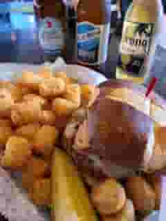 About - Riley's Pour House - Irish Restaurant in Carnegie, PA