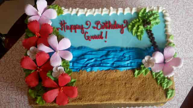 Specialty Cakes - Rick's Dessert Diner - Dessert Shop in Sacramento, CA