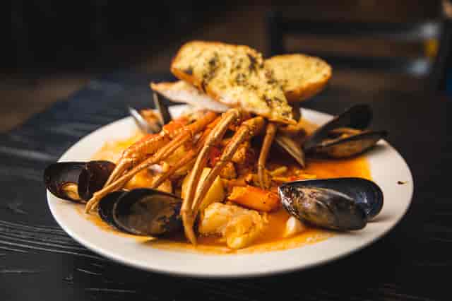 Menu - Rae Rocks Bar & Grill - Restaurant in Methuen, MA