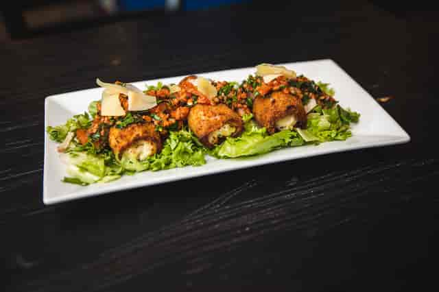 Catering - Rae Rocks Bar & Grill - Restaurant in Methuen, MA