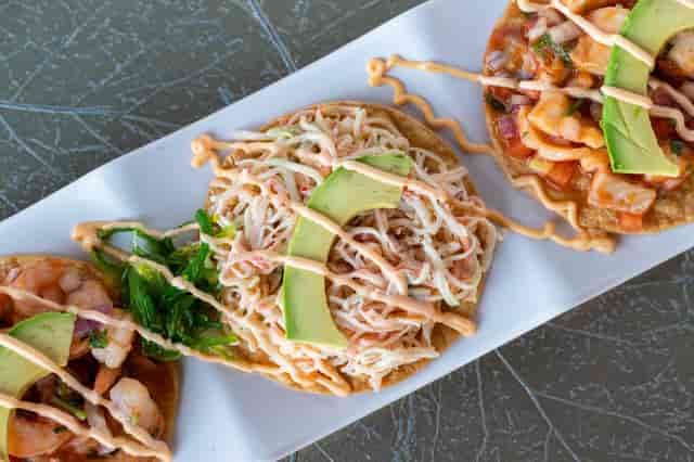 El Pacifico Seafood Restaurant & Sushi Bar