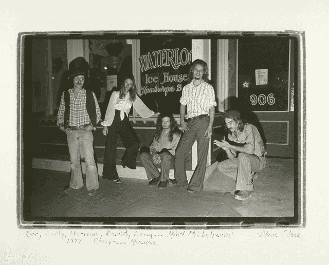 About - Waterloo Ice House - Family Style Restaurant in TX