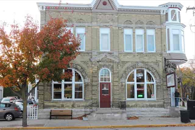 About - Maxwell's - Bar & Grill in Cedarburg, WI