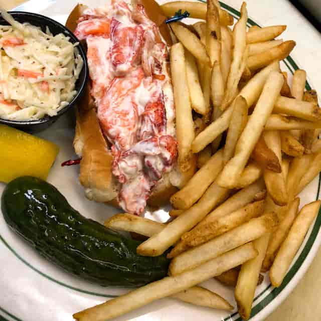 Gallery - Archie Moore's - American Restaurant in New Haven, CT