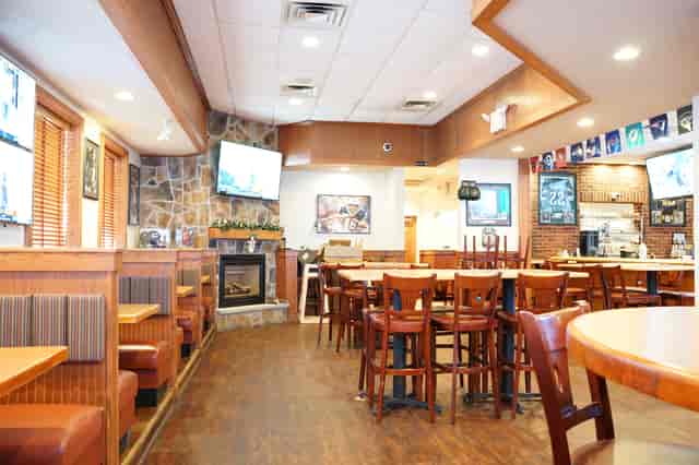 About - Damon's Grill & Sports Bar