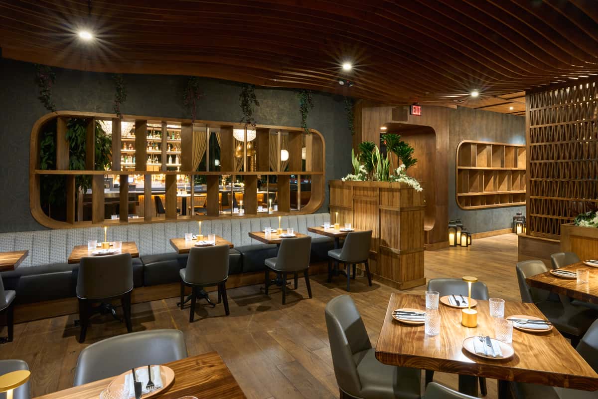 Indian Restaurant Near Beverly Hills - Indian Grill & Lounge