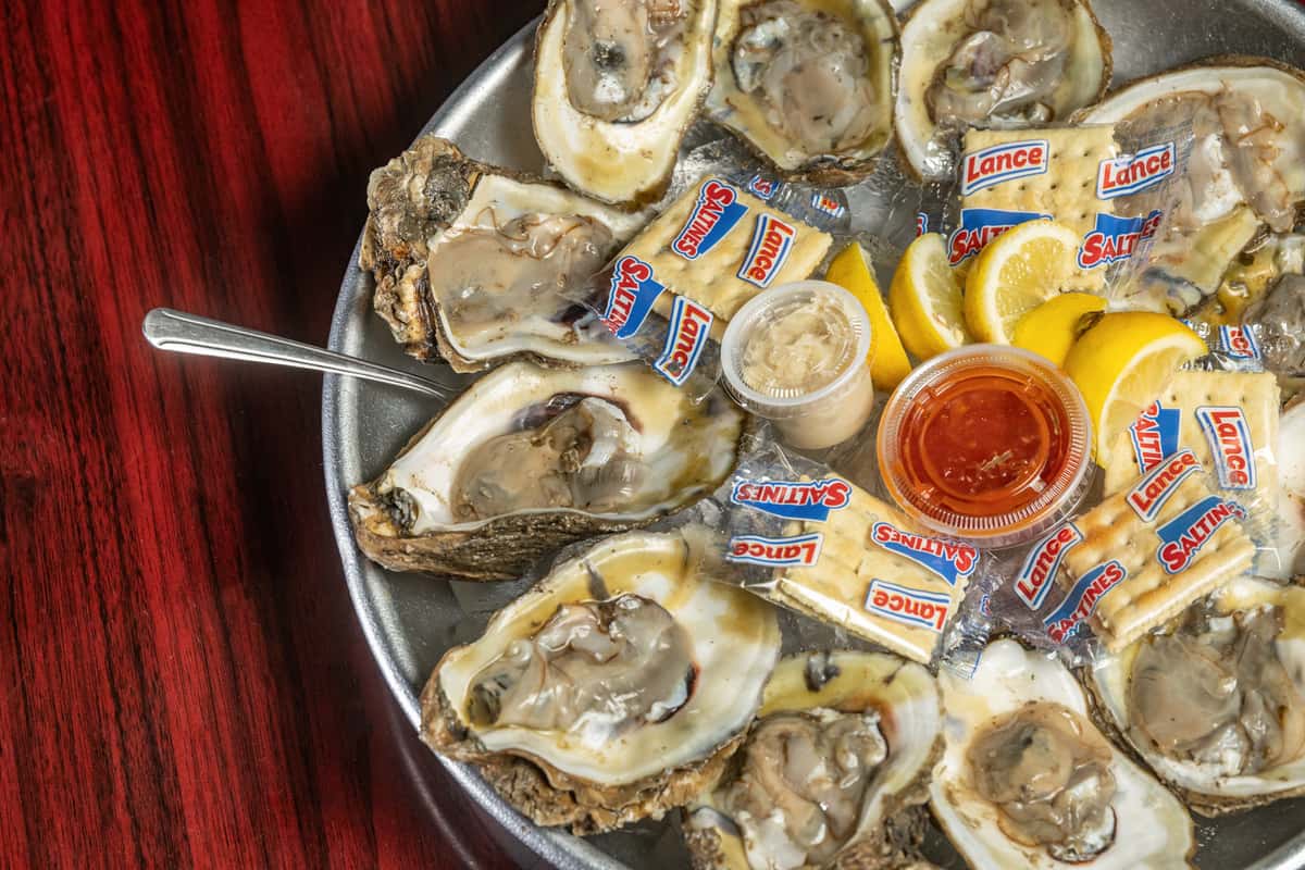 Home - The Big E-Z Crawfish & Oyster Bar - Cajun restaurant in ...
