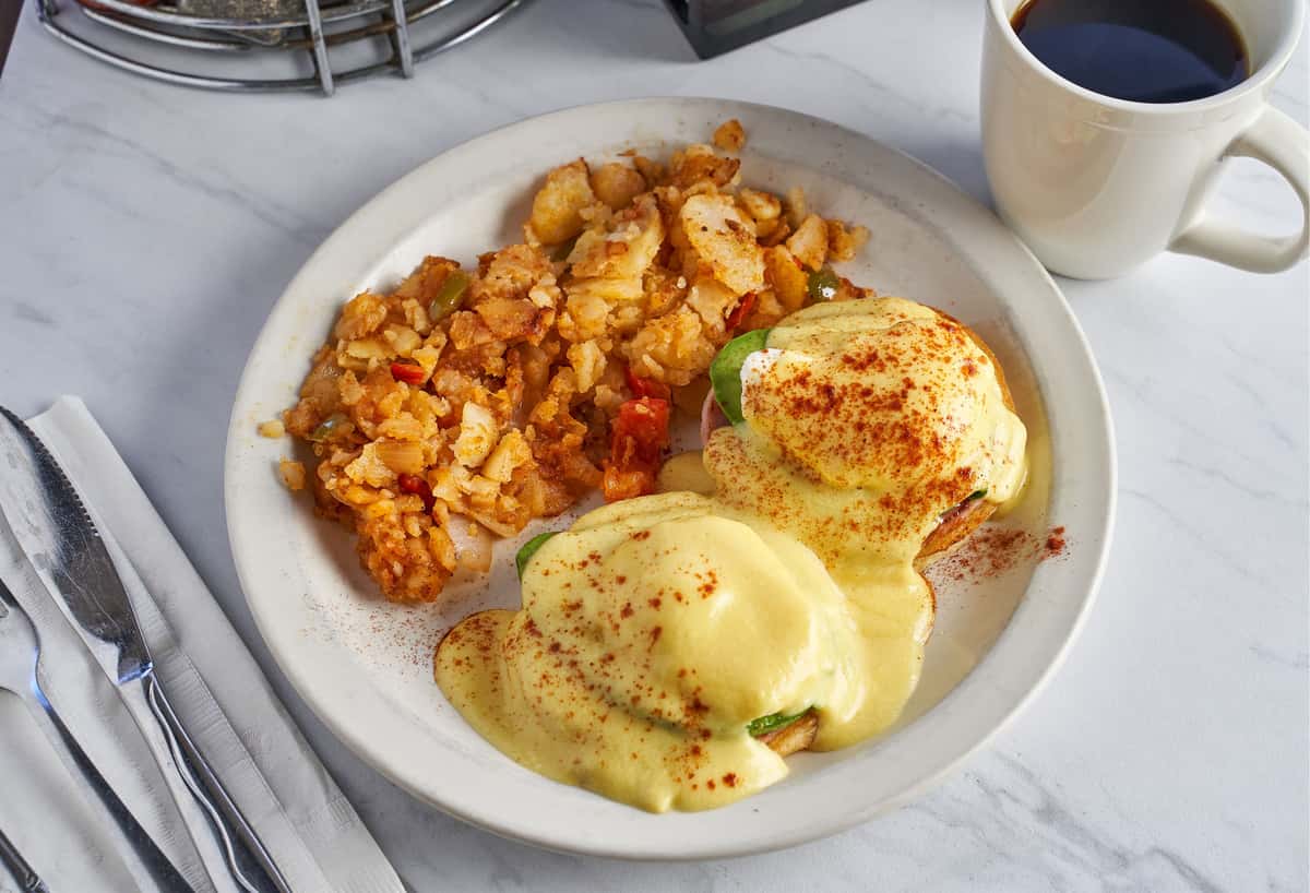 Menu Eggs Benedict Breakfast