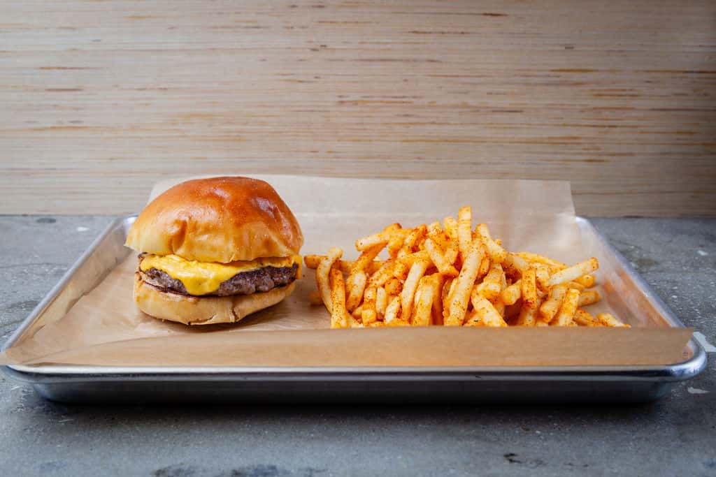 Kid Cheeseburger - Main - Tennfold