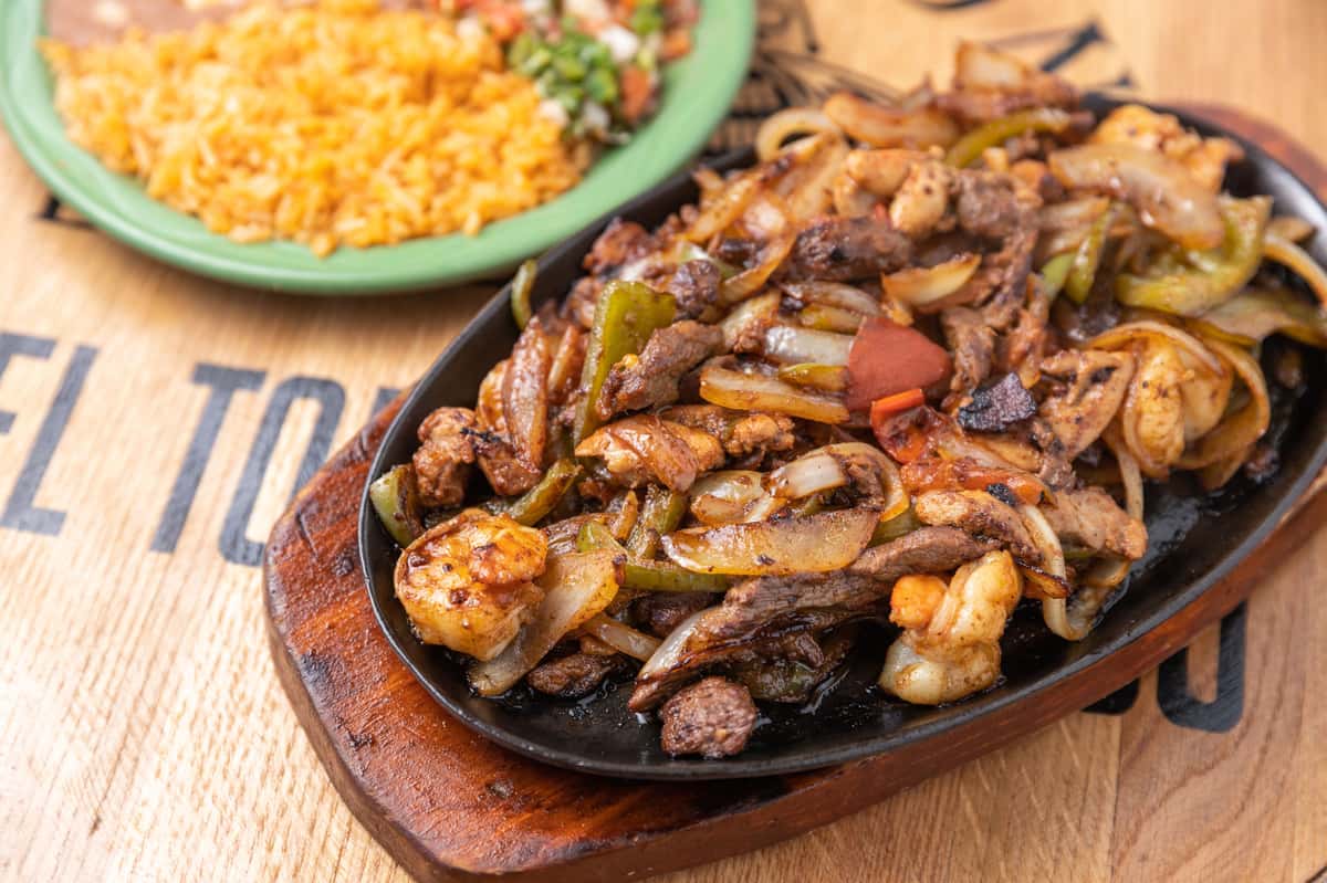 Who We Serve - El Toro Bronco - Mexican Restaurant in Lompoc, CA