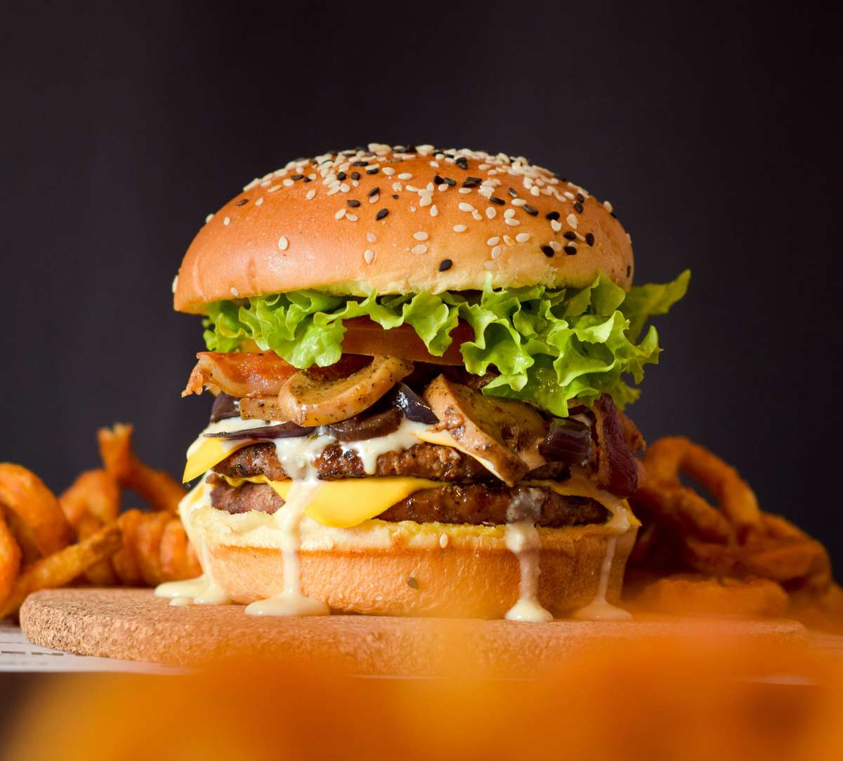 Auto Inn Tavern and Restaurant - Bar & Grill in Fort Myers, FL