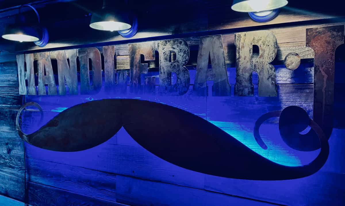 Contact Handlebar J | Visit Our Scottsdale BBQ & Country Bar - World ...