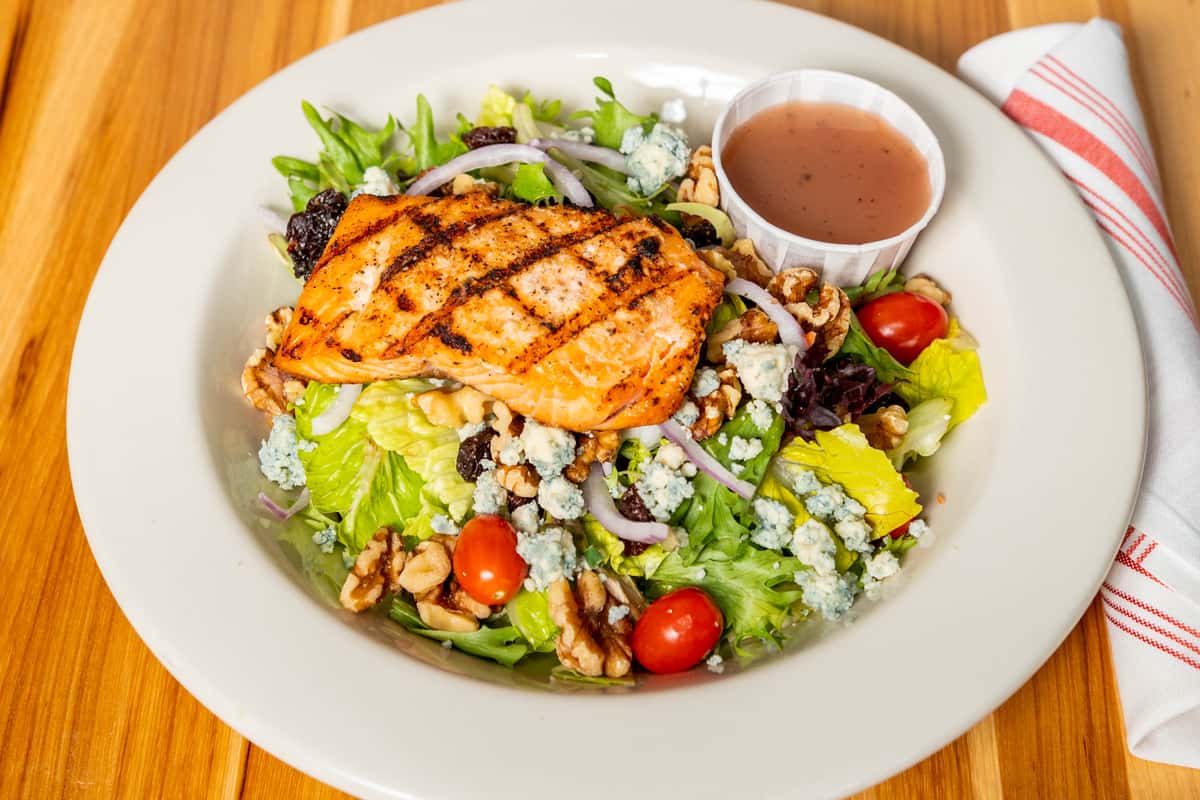 Michigan Salmon Salad - Dinner Menu - O'Brien's Crabhouse
