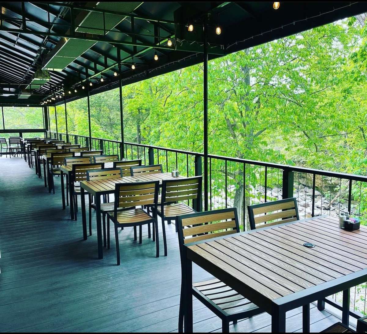 Creekside Restaurant