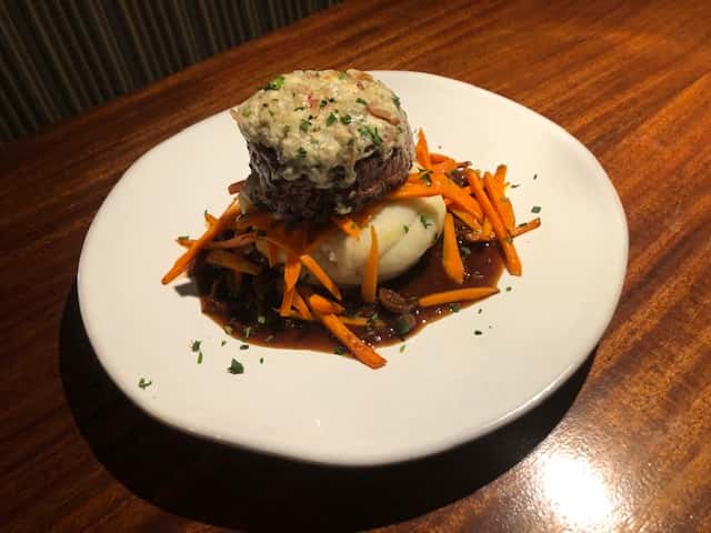 8 oz Filet Mignon - Dinner Menu - Bridge House - American Restaurant in ...