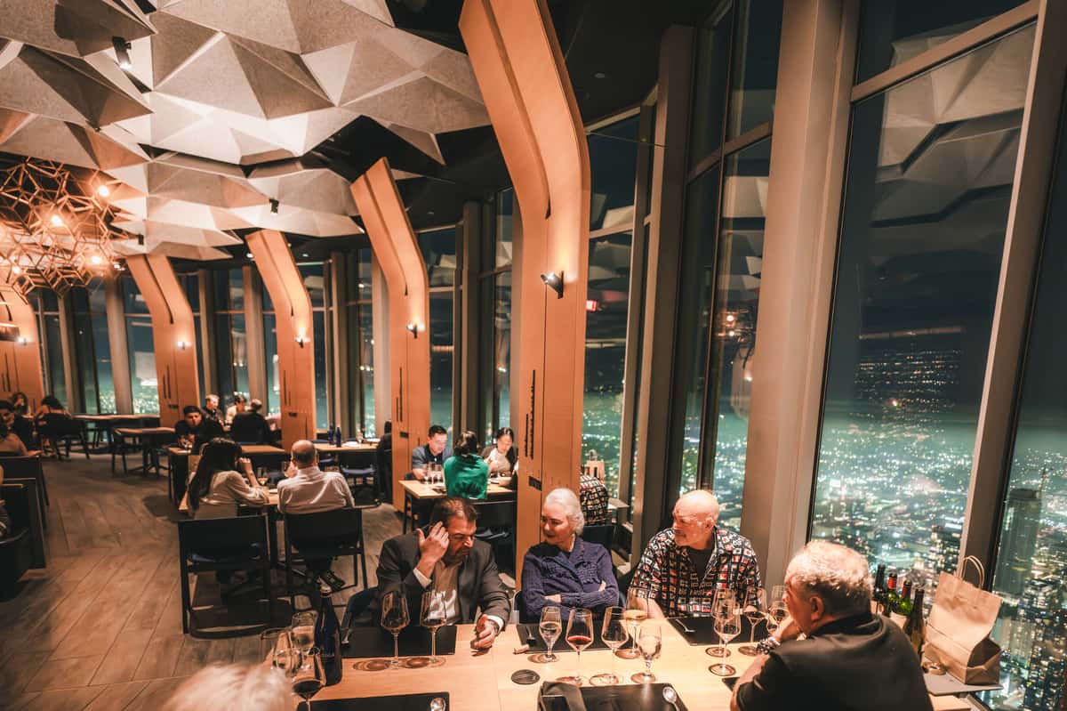 The Highest Restaurant in Los Angeles – 71 Floors Above the City ...