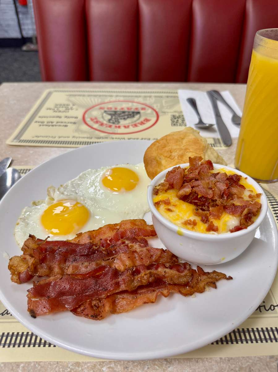 Locations - Breakfast Station