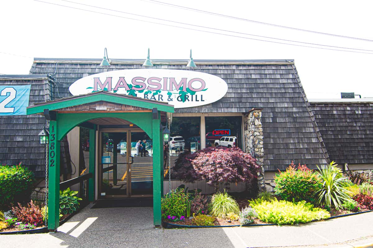 About Us - Massimo Italian Bar & Grill - Italian Restaurant in Gig ...