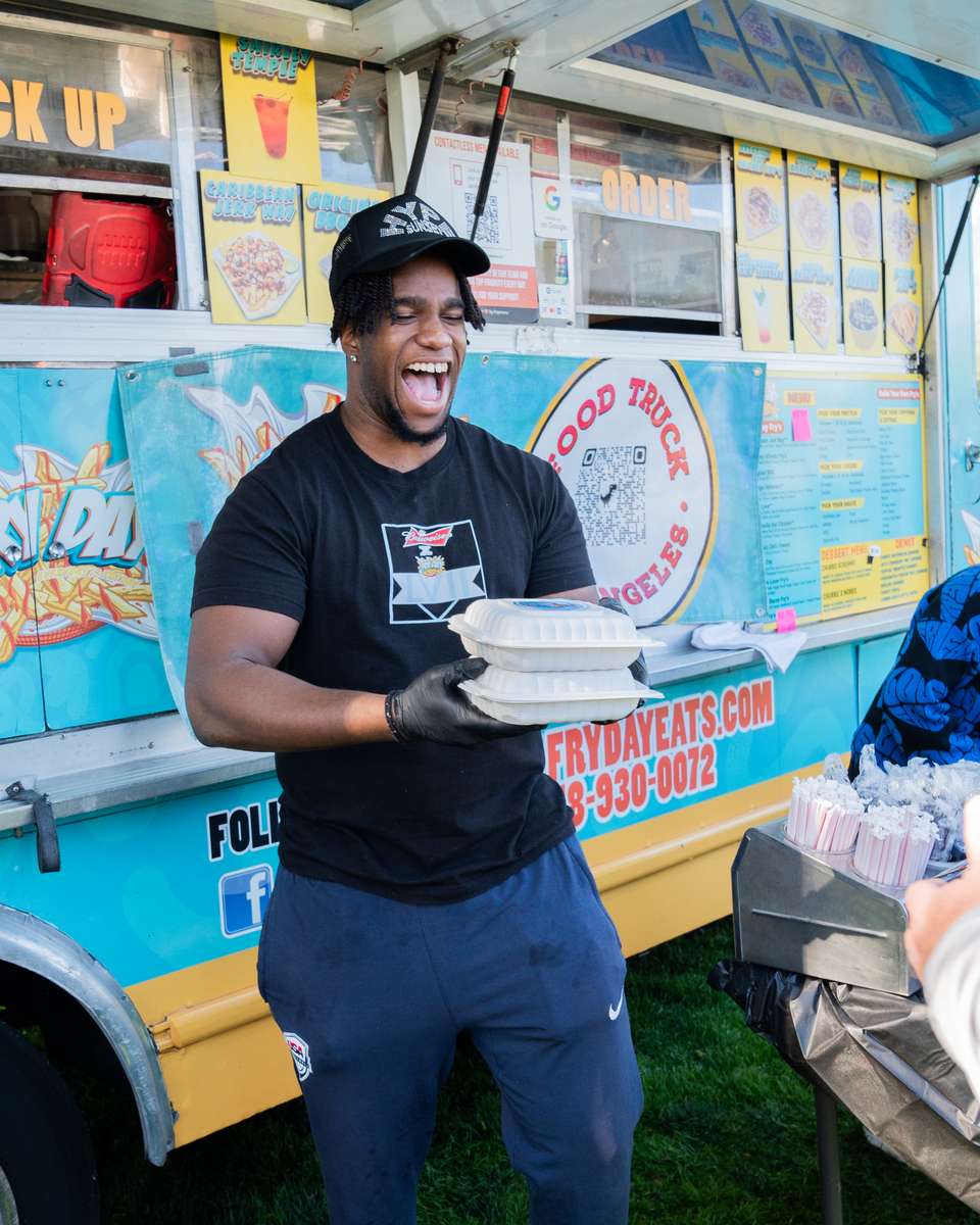 El Segundo Food Truck Hub: FryDay's Business District Domination - Fry ...