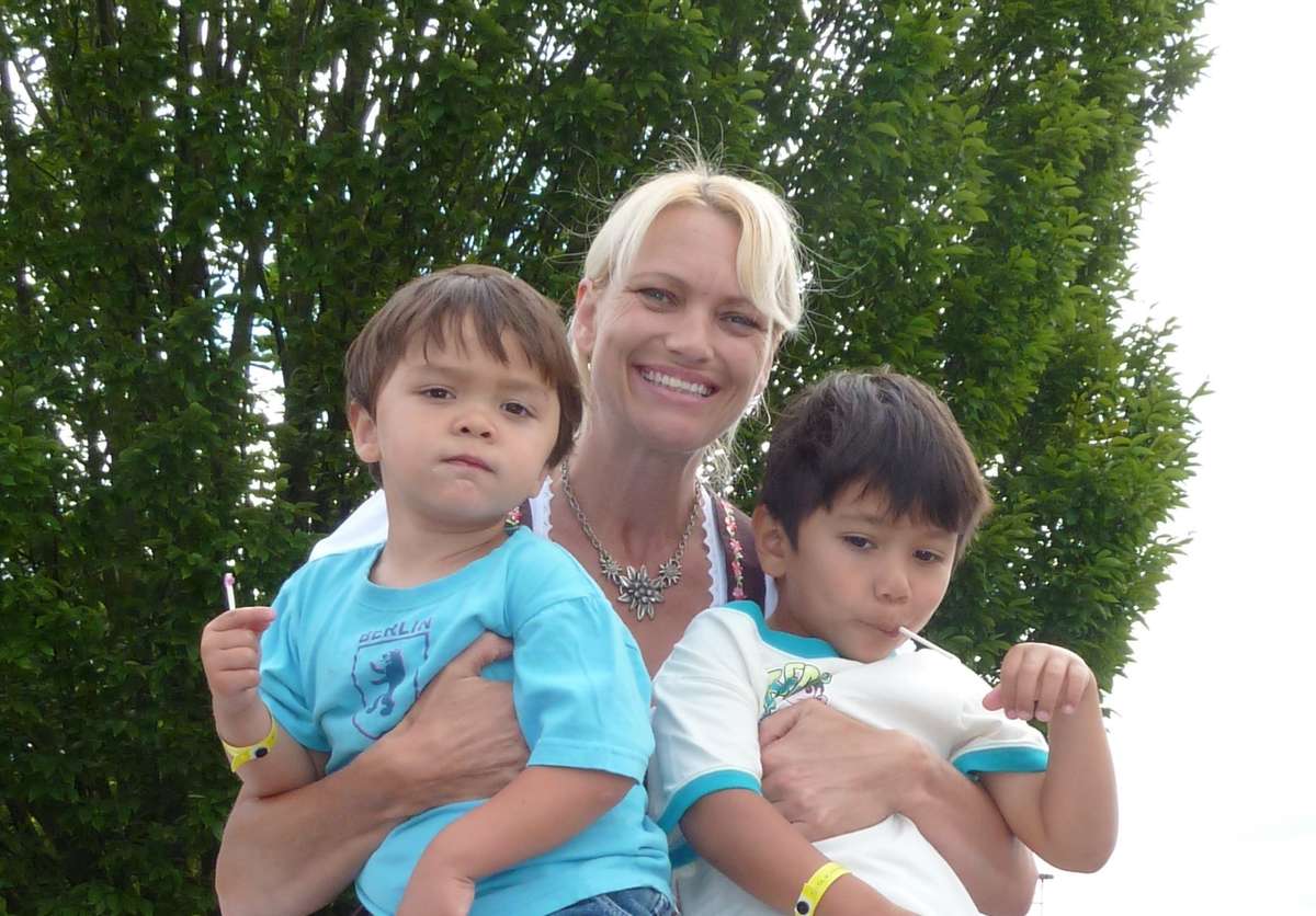 FAQs - Berliner Pub - German Restaurant in Renton, WA