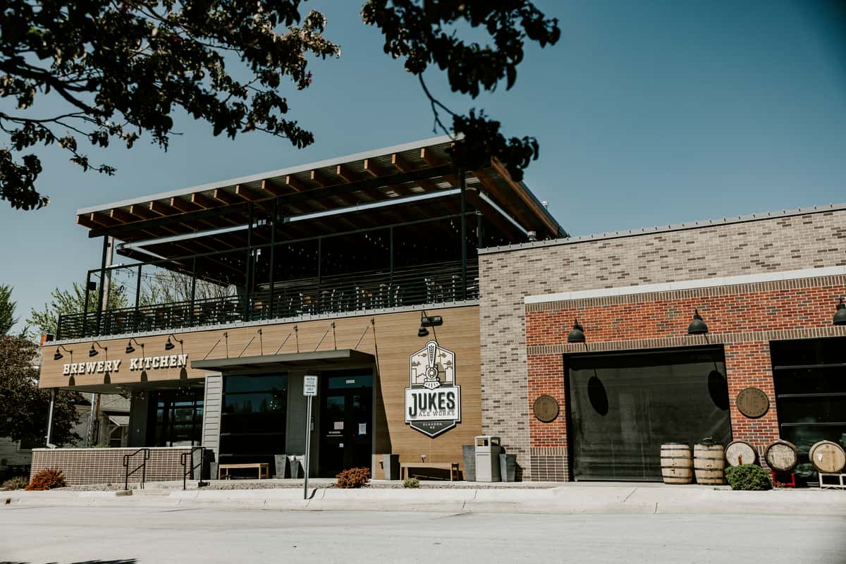 Jukes Ale Works - Brewpub in Elkhorn, NE
