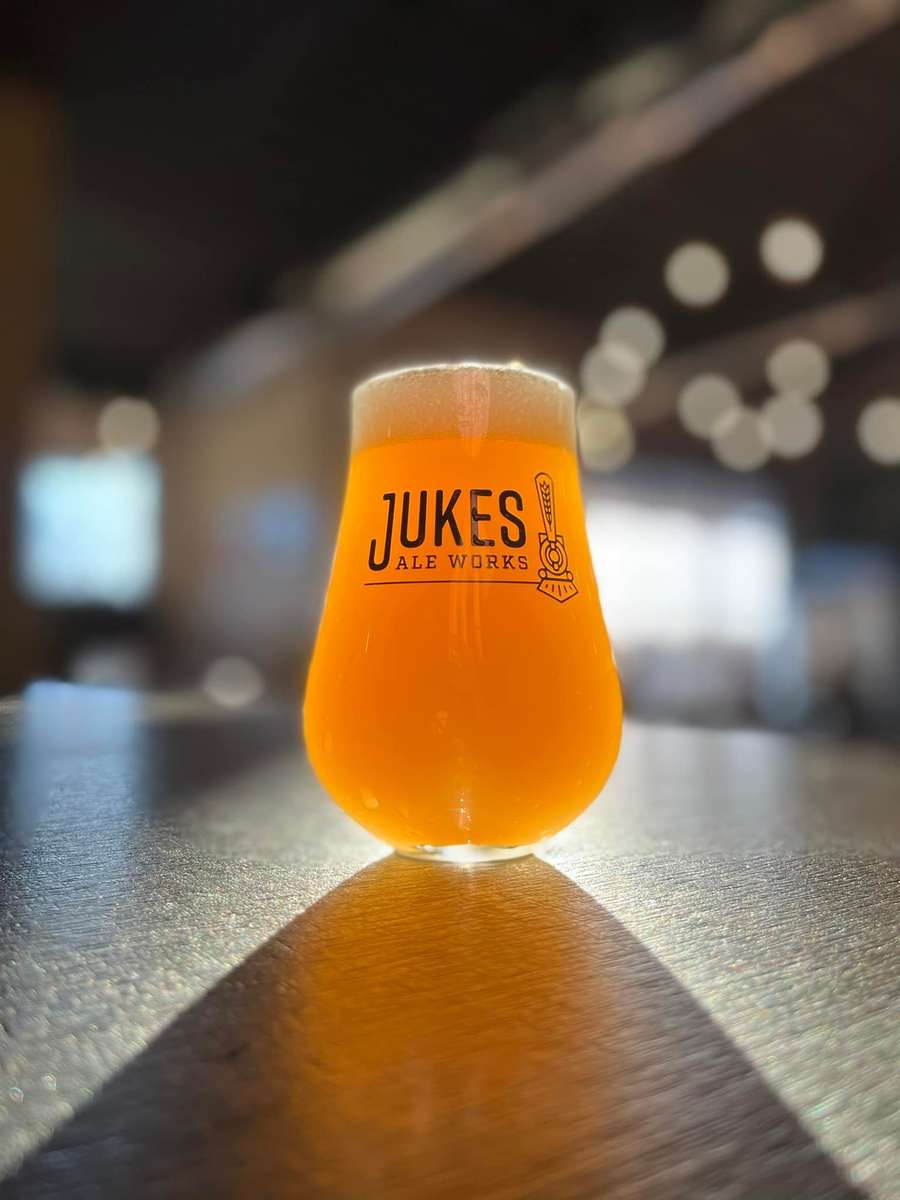 Jukes Ale Works - Brewpub in Elkhorn, NE