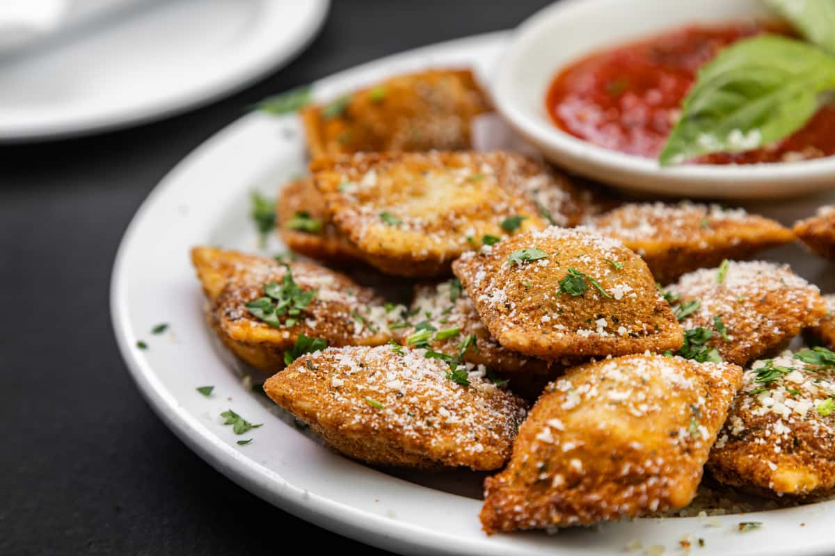 Menu - Mama's On The Hill – Home of the Original Toasted Ravioli