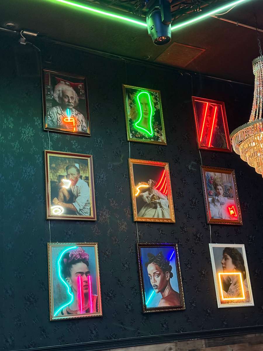 Galería Chicago | Art-Inspired Nightlife & Events