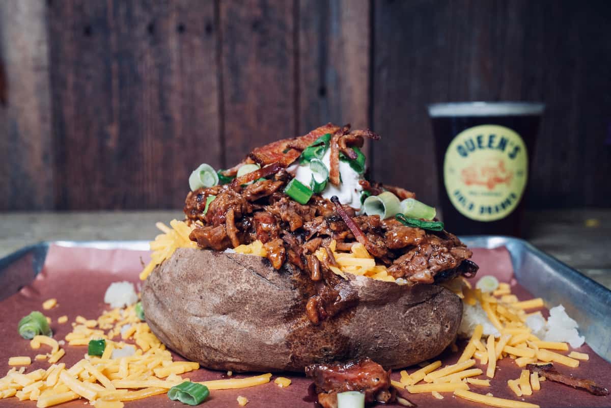 Weekly Events - Queen's BBQ Co | BBQ Restaurant | Galveston, TX