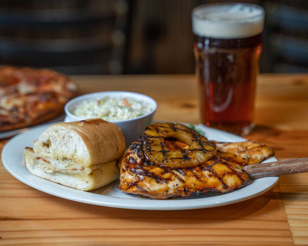 Menus | Copley - Winking Lizard Tavern