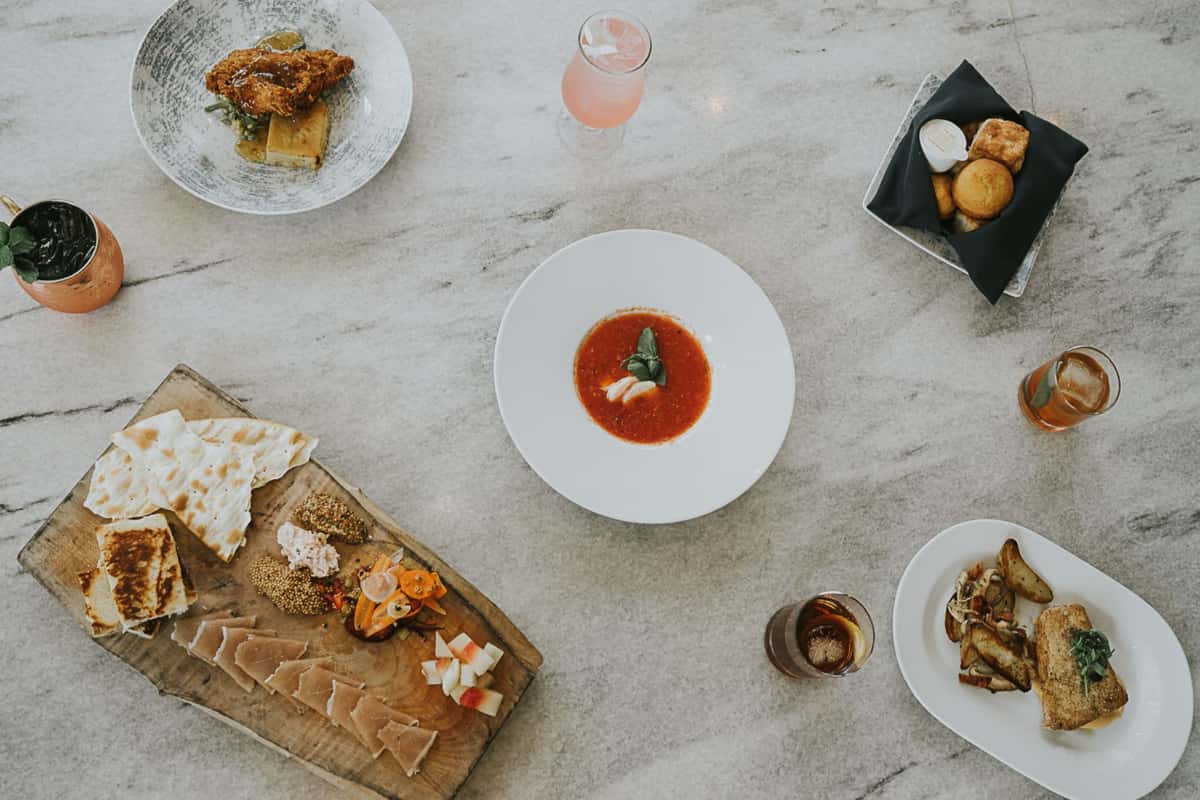 Home - White Oak - Modern Southern Cuisine & Wine Bar Downtown Atlanta