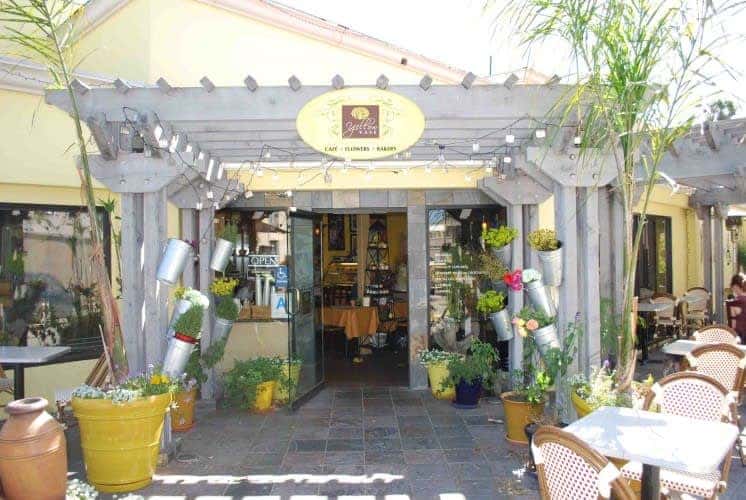 Press - Yellow Vase - Cafe in CA