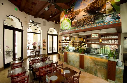 Urth Caffé Pasadena: A Tranquil & Vibrant Escape in the Heart of the Playhouse District - Urth ...