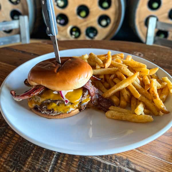 Steakhouse Burger - Wood.Whiskey.Wine