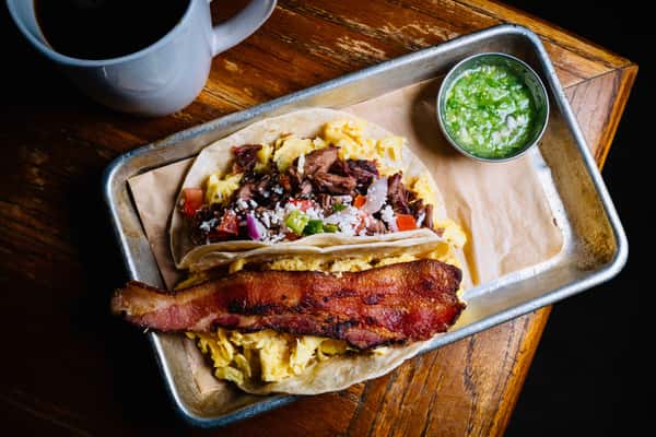 OC Brunch + DJ - Onion Creek - Bar & Grill in Houston, TX