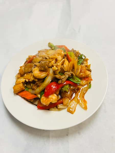 Pad Lad Nar - Chi Thai - Thai Restaurant in Columbus, OH