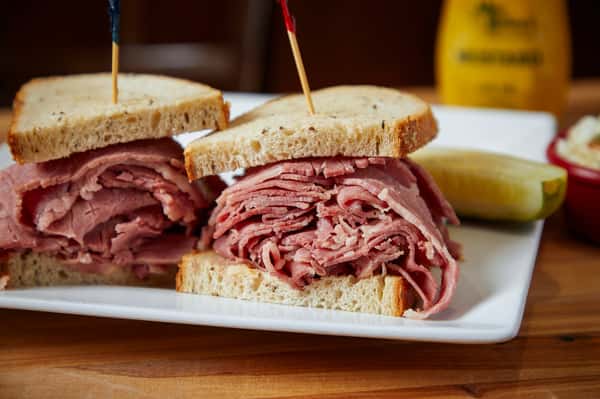 Hot Corned Beef Sandwich - Max and Benny's