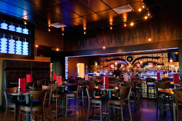 Gallery - Wok n Fire | Asian Fusion Sushi Restaurant in Chicago, IL