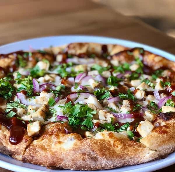 Barbecue Chicken Pizza - Fuze Pizza - Pizza Restaurant in CA