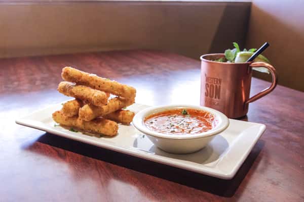 Gallery - Northern Pines - Bar & Grill in Flagstaff, AZ