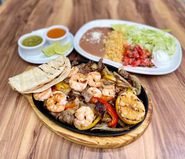 About Lago Tacos in the Western Suburbs of Minneapolis - Lago Tacos ...