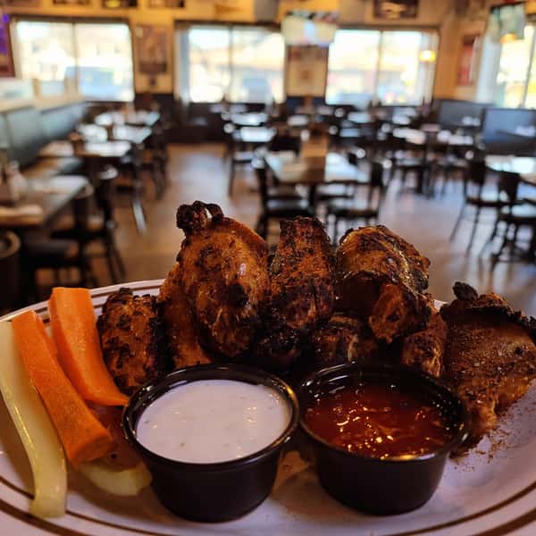 Home - PINE TAR BAR & GRILL