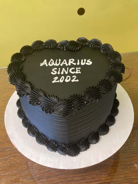 Gallery - Vintage Heart Cakes - Cake Crazy Bakery - Bakery in Buffalo, NY