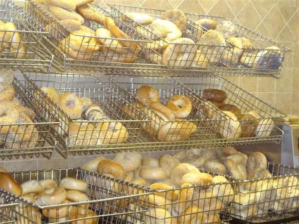 Bagel Basket Cafe - Bagel Shop in Commack, NY