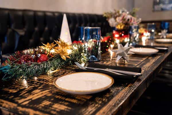 Large parties - Mad Chef Kitchen & Bar - American Restaurant in ...