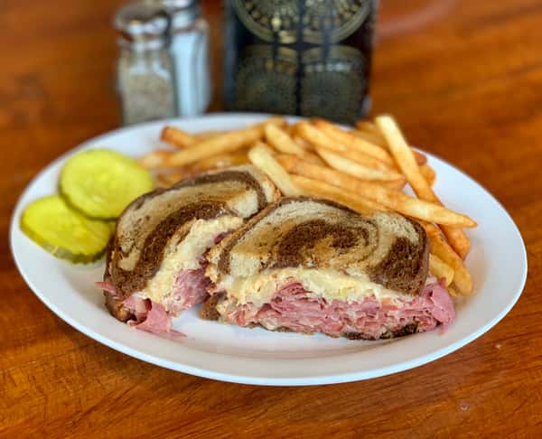 Traditional Reuben - Bobby Byrne's - Pub in MA