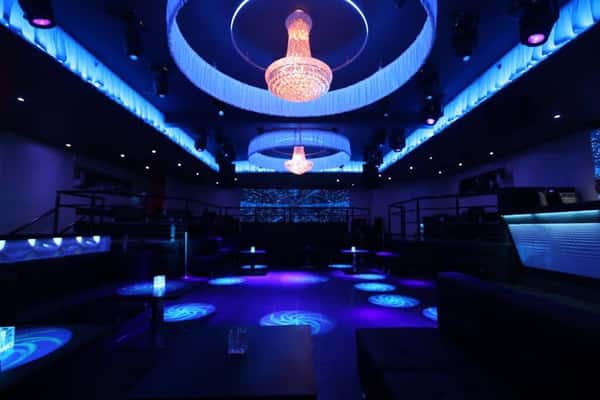 Mezzo Lounge - Mezzo - Bar in RI
