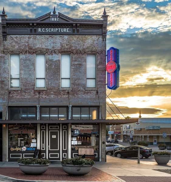 Our Story - Dix Coney Island