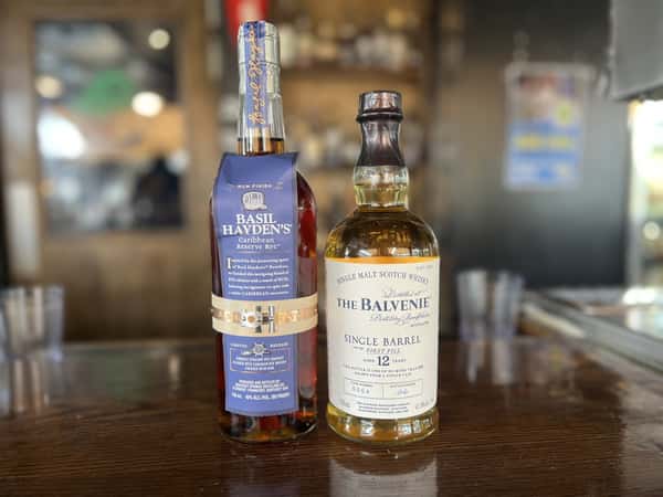 Specialty Bourbon & Scotch of the Month - Winking Lizard Tavern